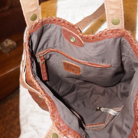 Lucky Brand | Bags | Lucky Italian Leather Lrg Purse Euc | Poshmark